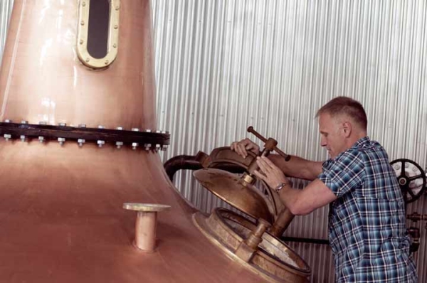 The Scotsman Making Whiskey in Colorado | The Travel Pages