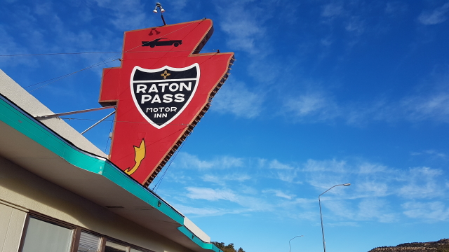 Staying in Raton | The Travel Pages